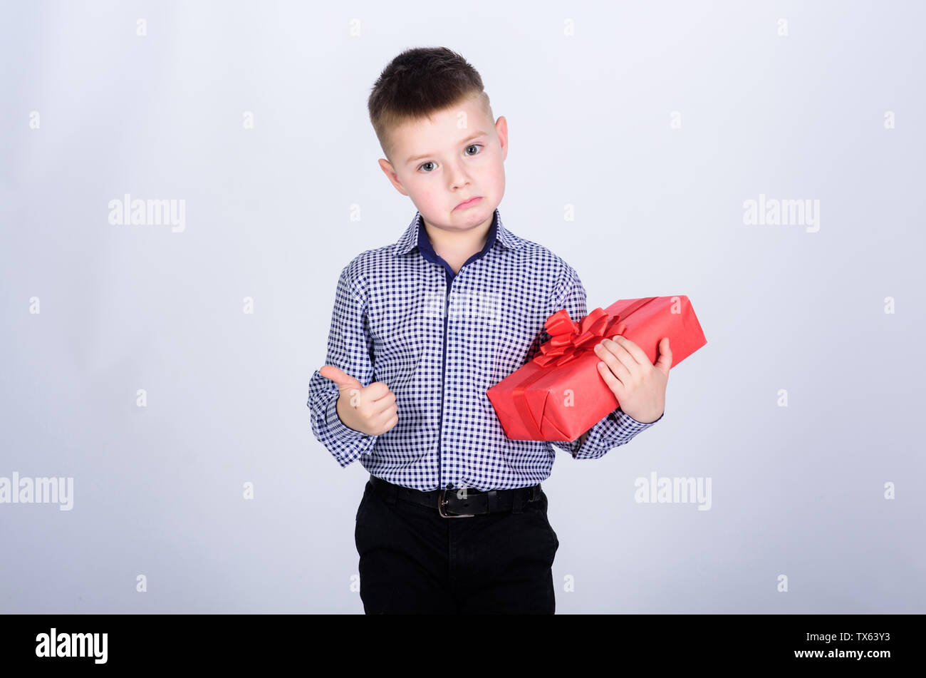 shop assistant. Happy childhood. Birthday party. Shopping. Boxing day ...