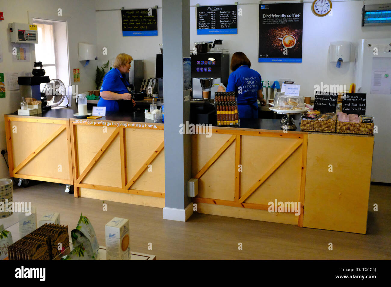 Bempton cliffs visitor centre hi-res stock photography and images - Alamy