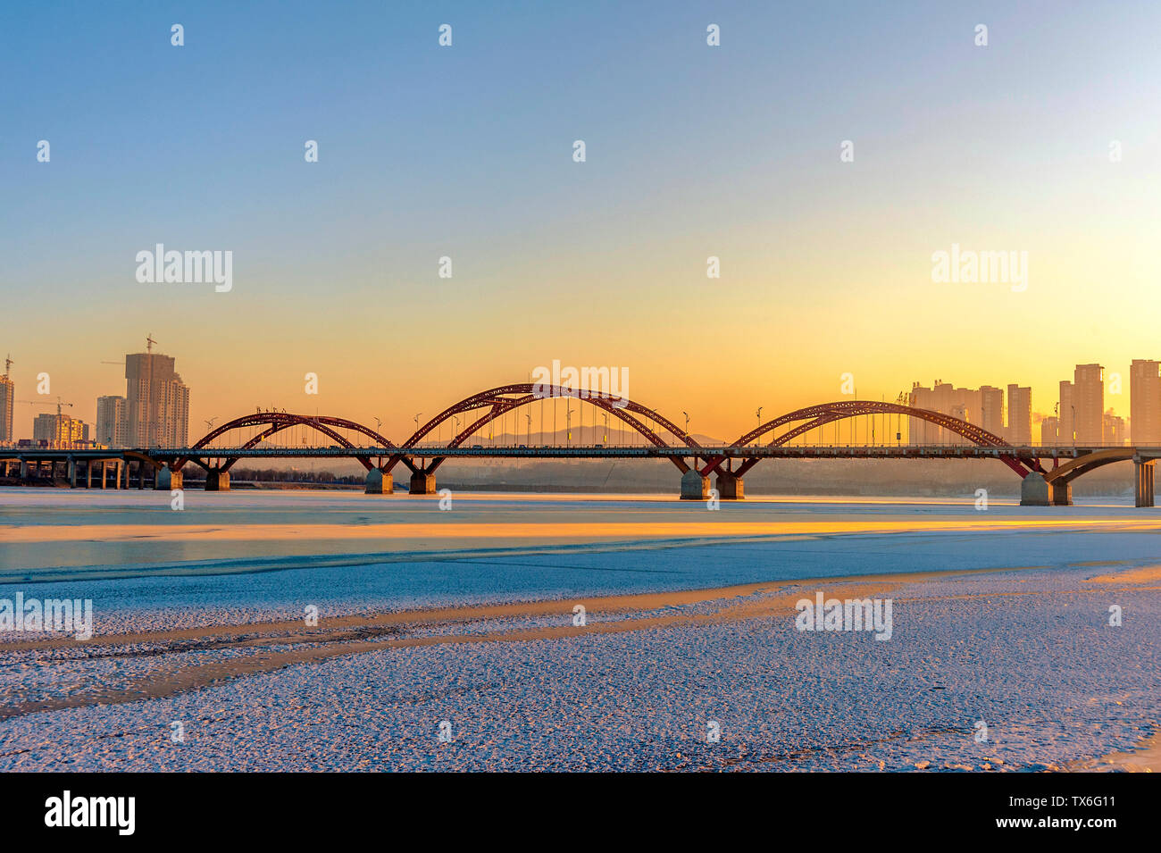 Jilin bridge hi-res stock photography and images - Alamy