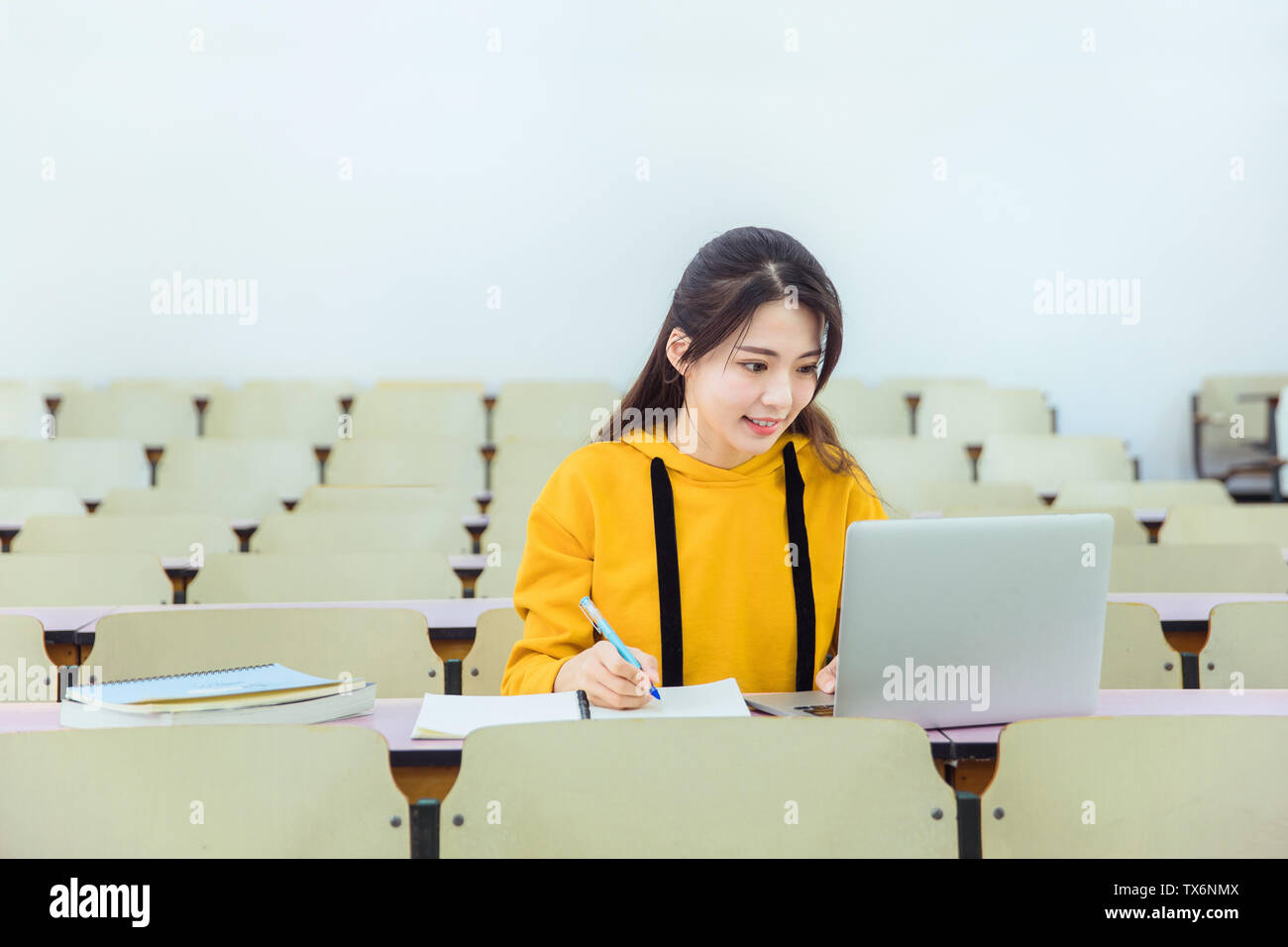 China school classroom desks hi-res stock photography and images - Alamy