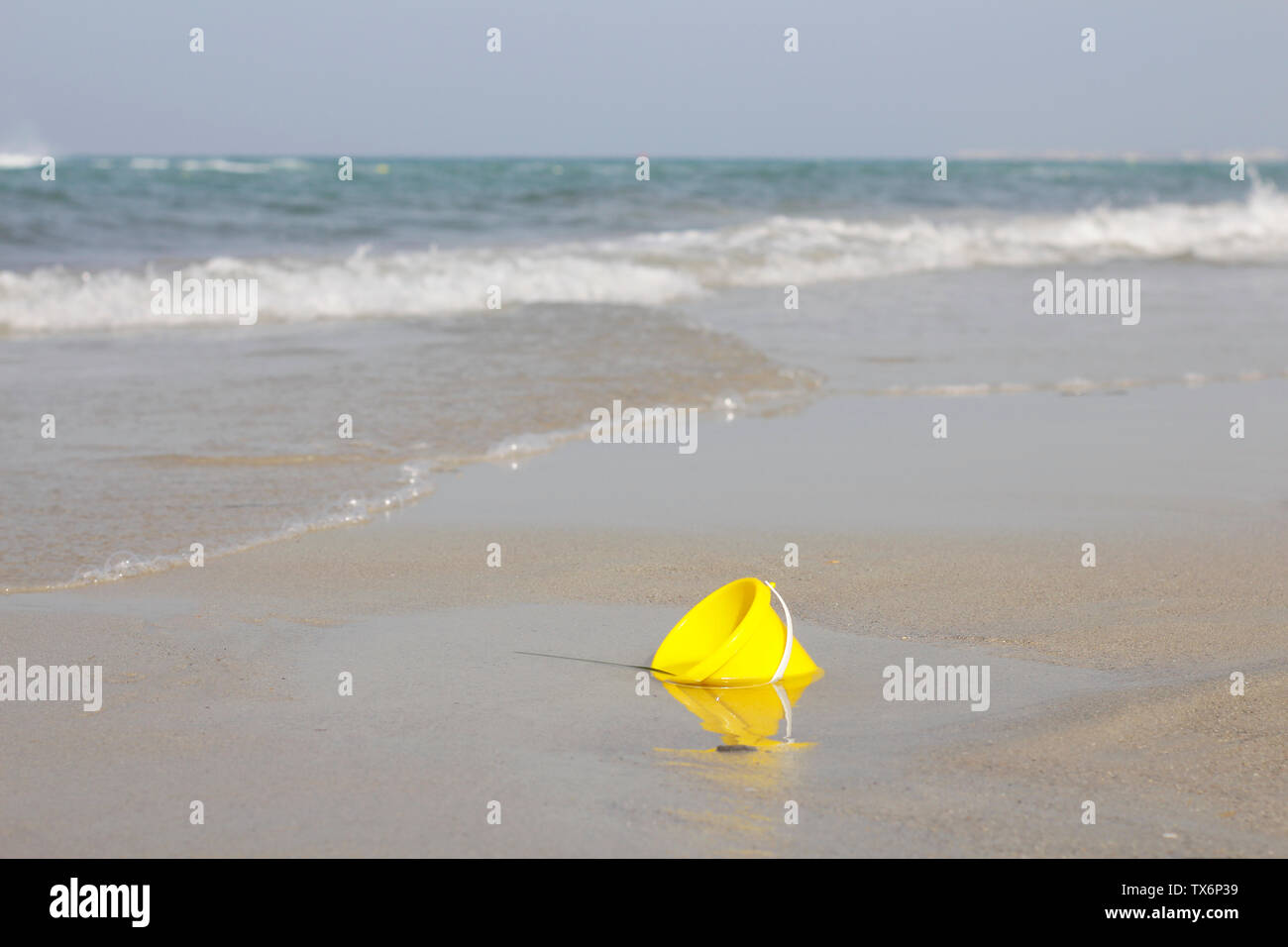 Bucket bucket hi-res stock photography and images - Alamy