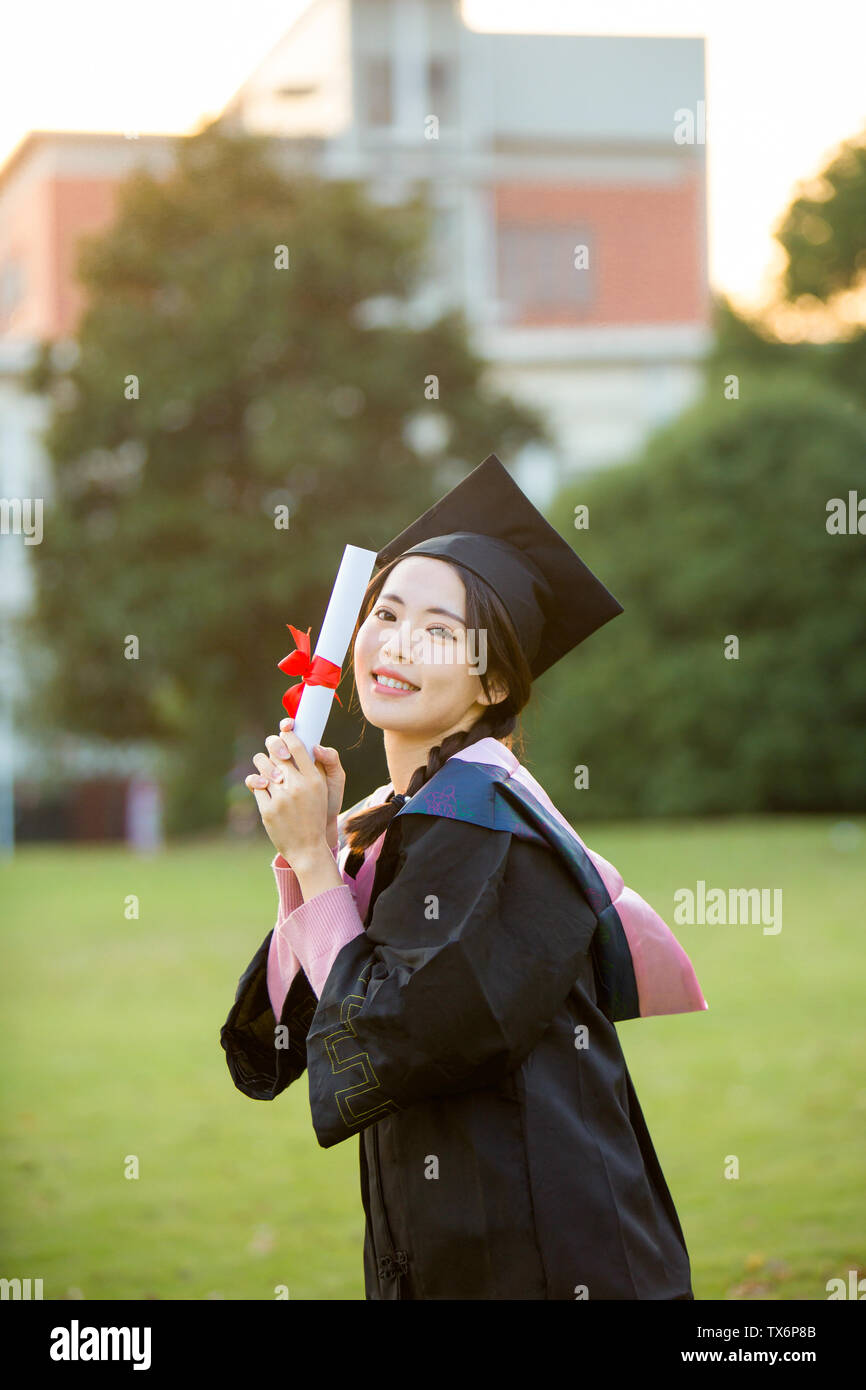 China high school graduation hi-res stock photography and images - Alamy
