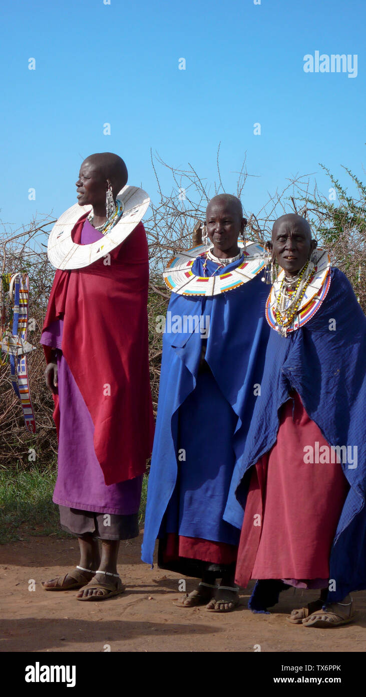 African tribe in tribal garb hi-res stock photography and images - Alamy