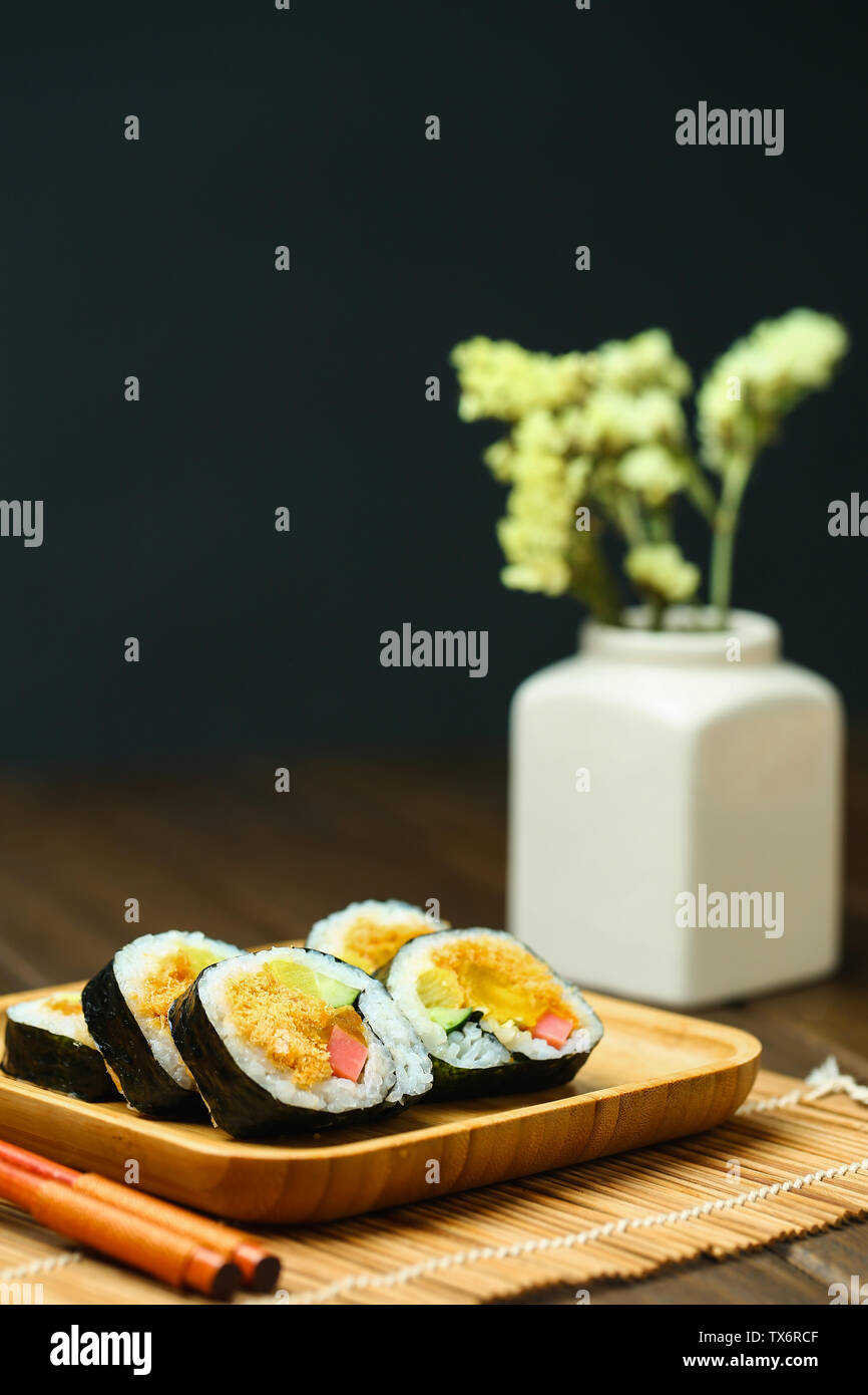 Korean Laver rice in bamboo plate Stock Photo - Alamy