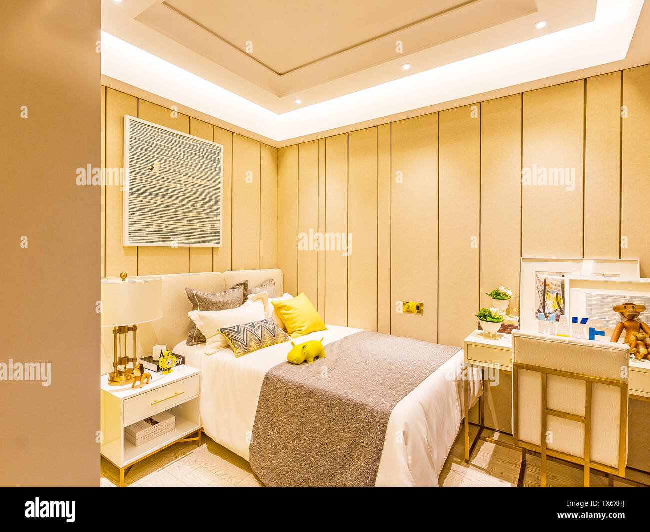 Bedroom, sleep, comfortable and comfortable rest environment, different ...