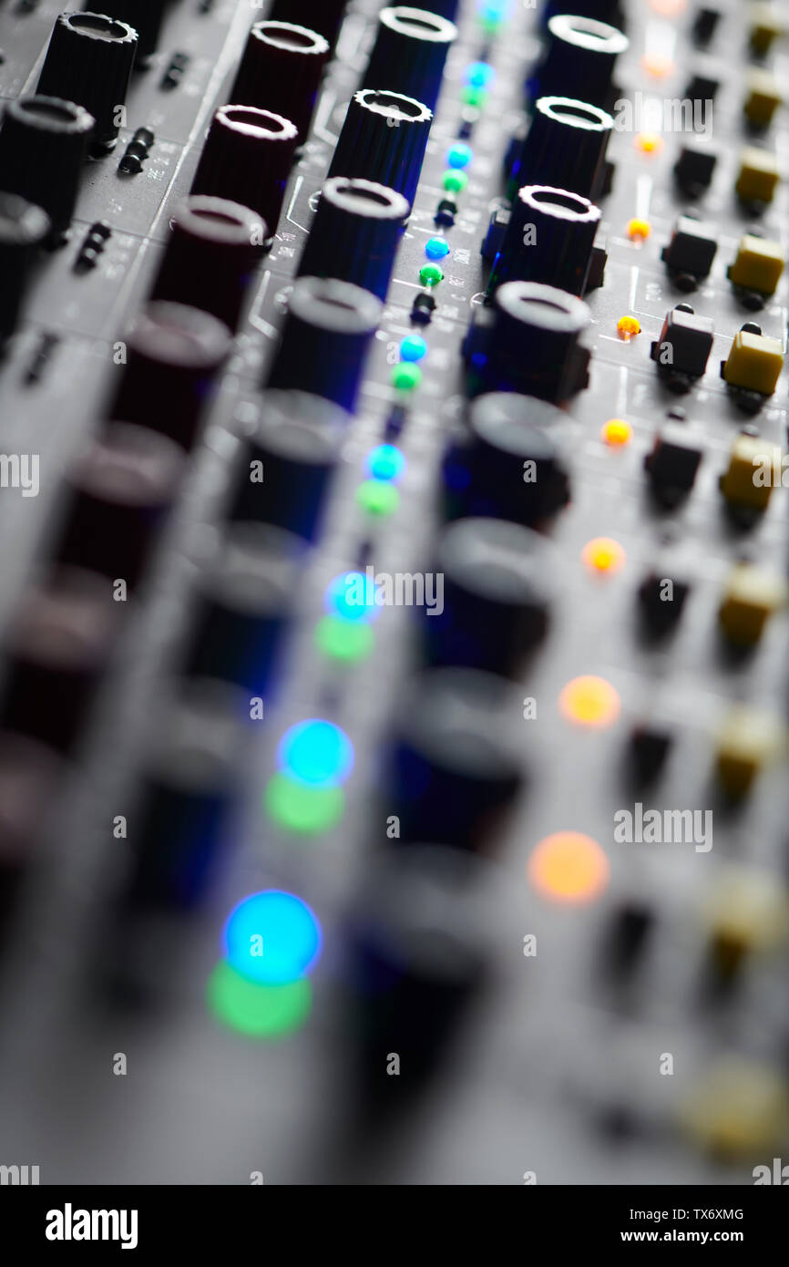 recording studio equipment Stock Photo - Alamy