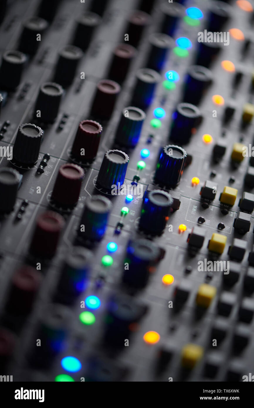 Recording studio complex hi-res stock photography and images - Alamy