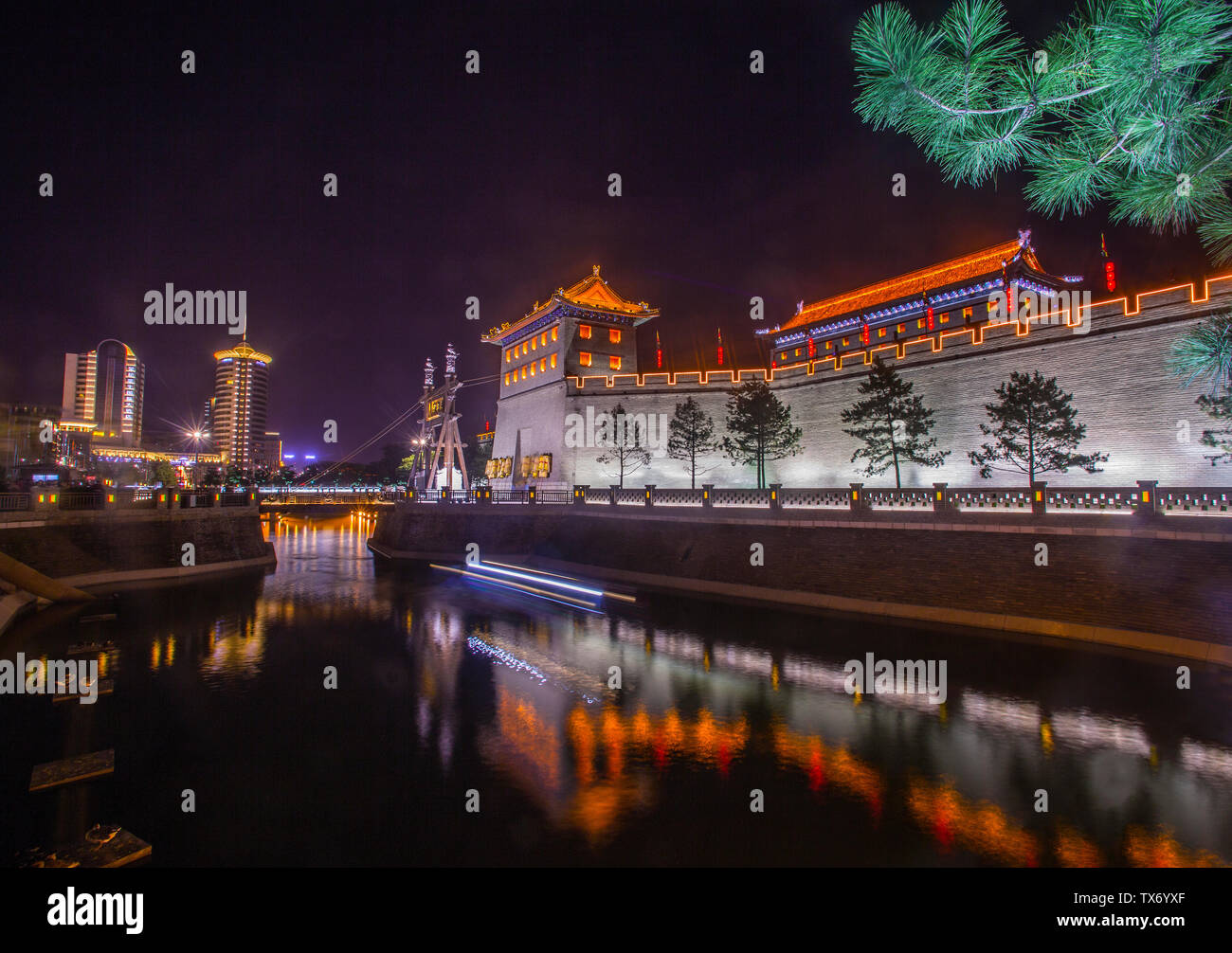 Ancient city Xi'an South Gate Suspension Bridge Stock Photo - Alamy