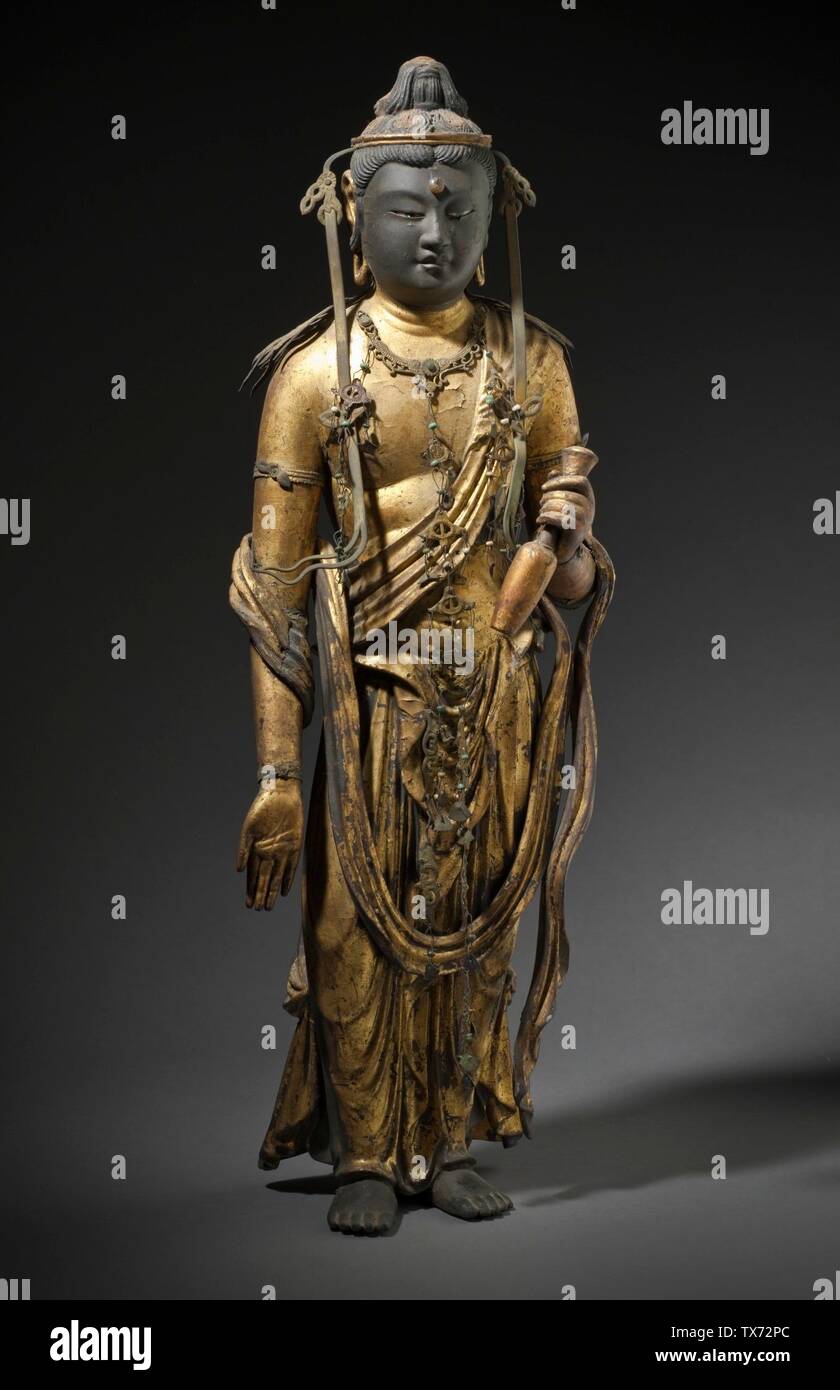 Kannon image 1 of 2 hi-res stock photography and images - Alamy