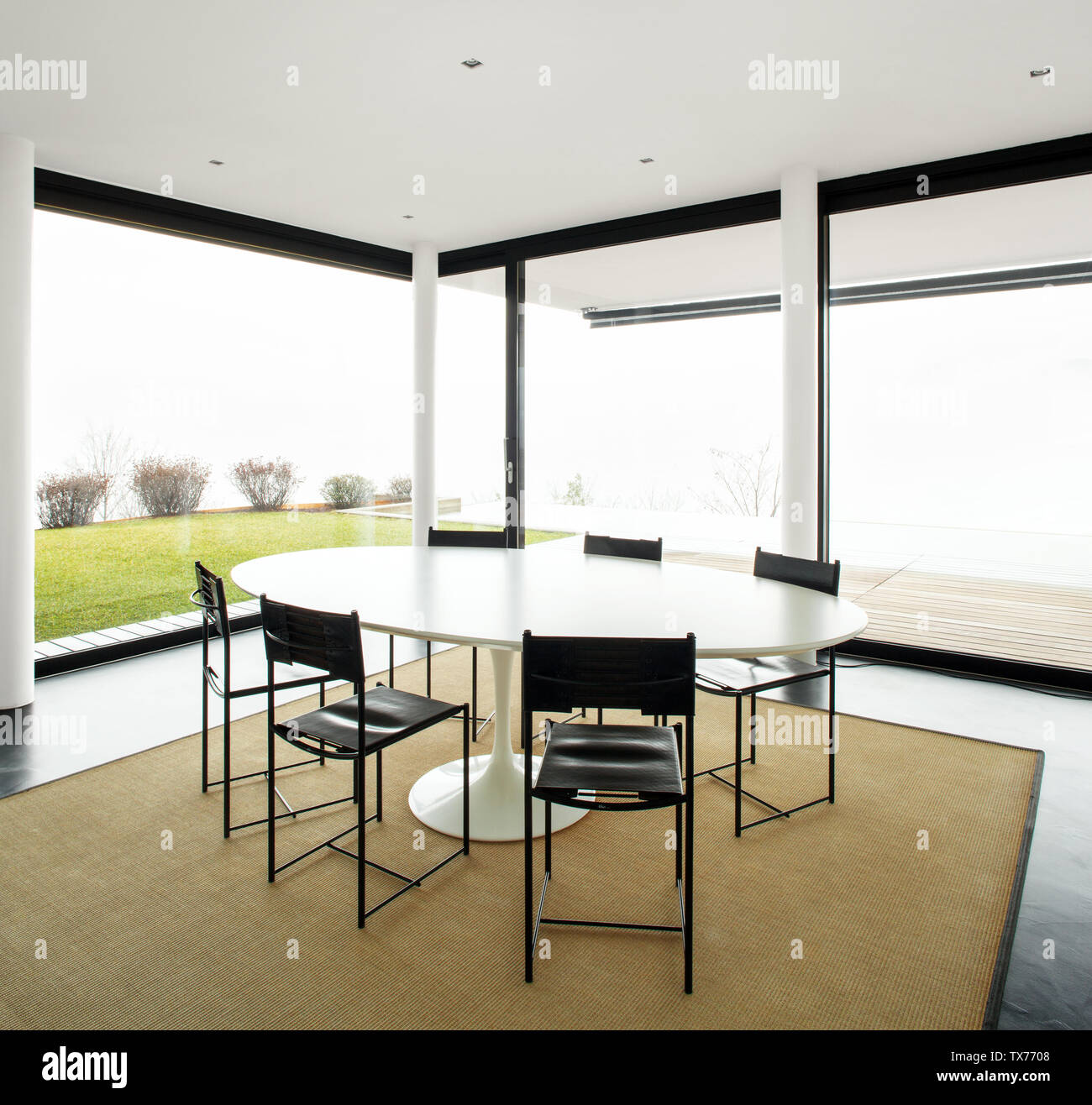 interior modern dining room Stock Photo - Alamy