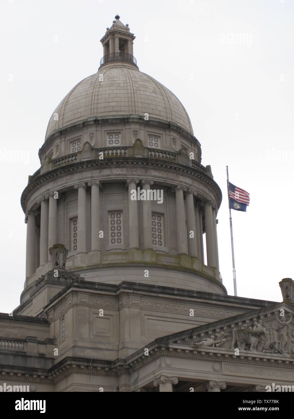 Dome of the kentucky state capitol hi-res stock photography and images ...