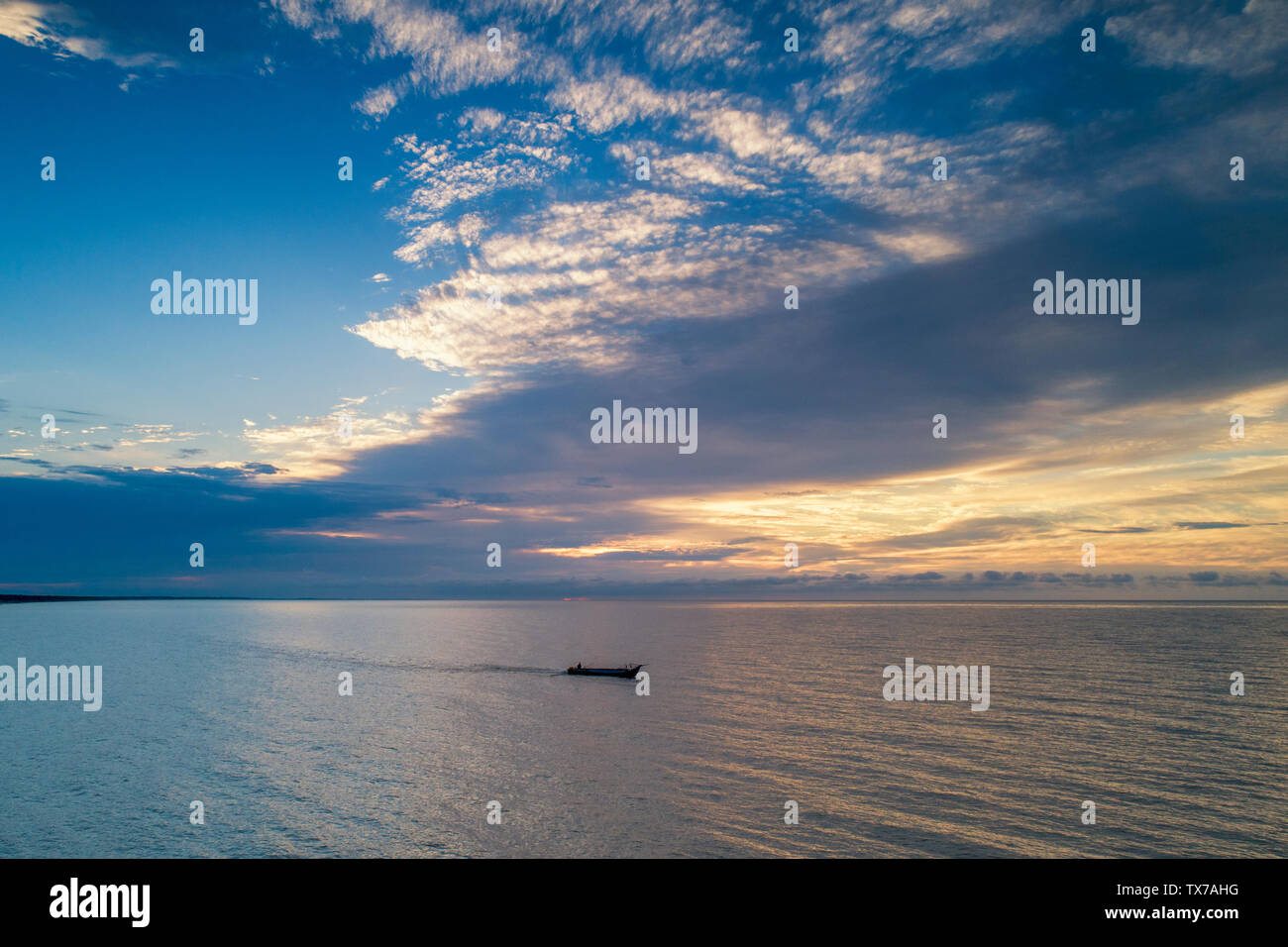 Autumn scenery of Xingkai Lake, China-Russia border lake Stock Photo ...