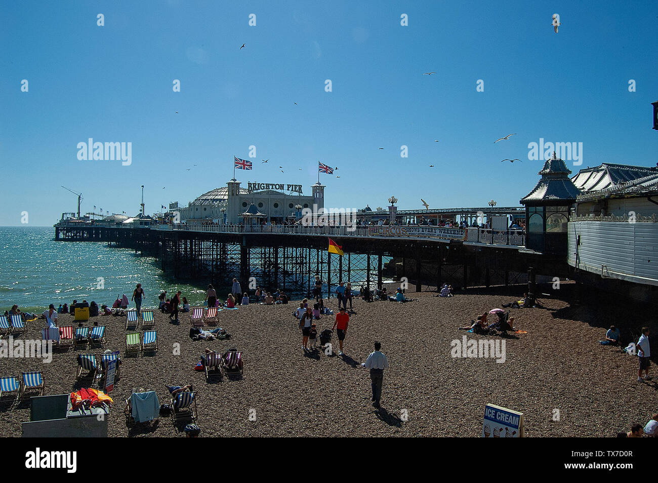 Brighton pier amusements hi-res stock photography and images - Alamy
