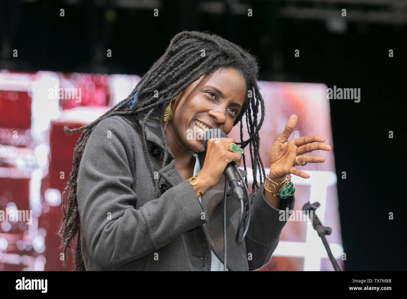 Jamaican woman singer hi-res stock photography and images - Alamy