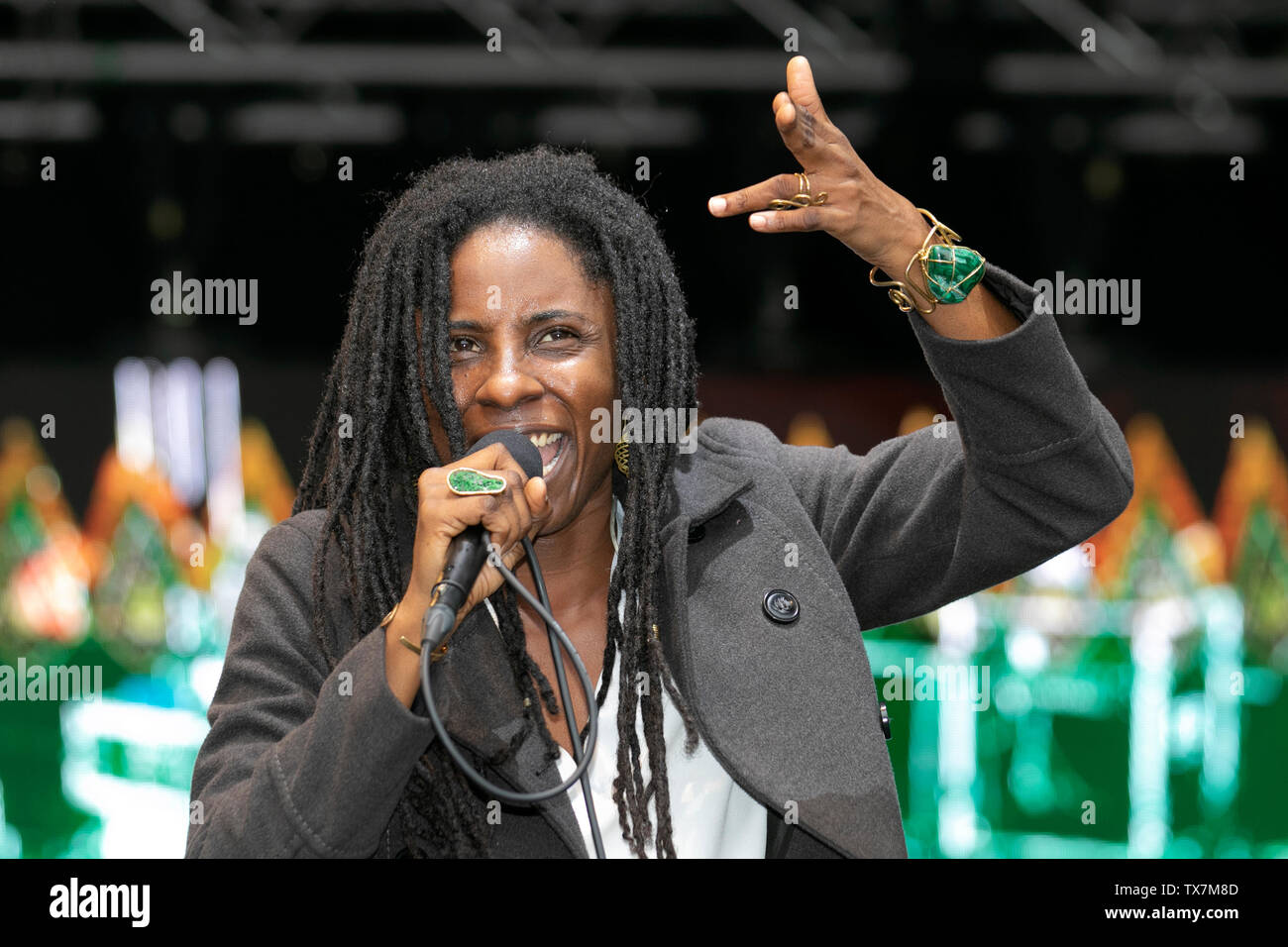 Janine elizabeth cunningham hi-res stock photography and images - Alamy