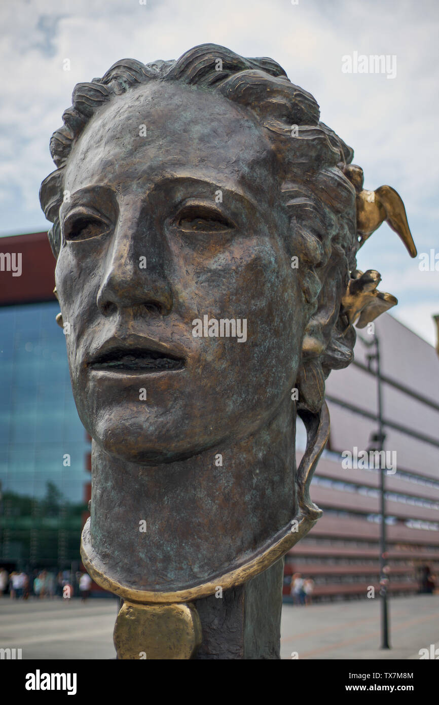 Orpheus head sculpture hi-res stock photography and images - Alamy
