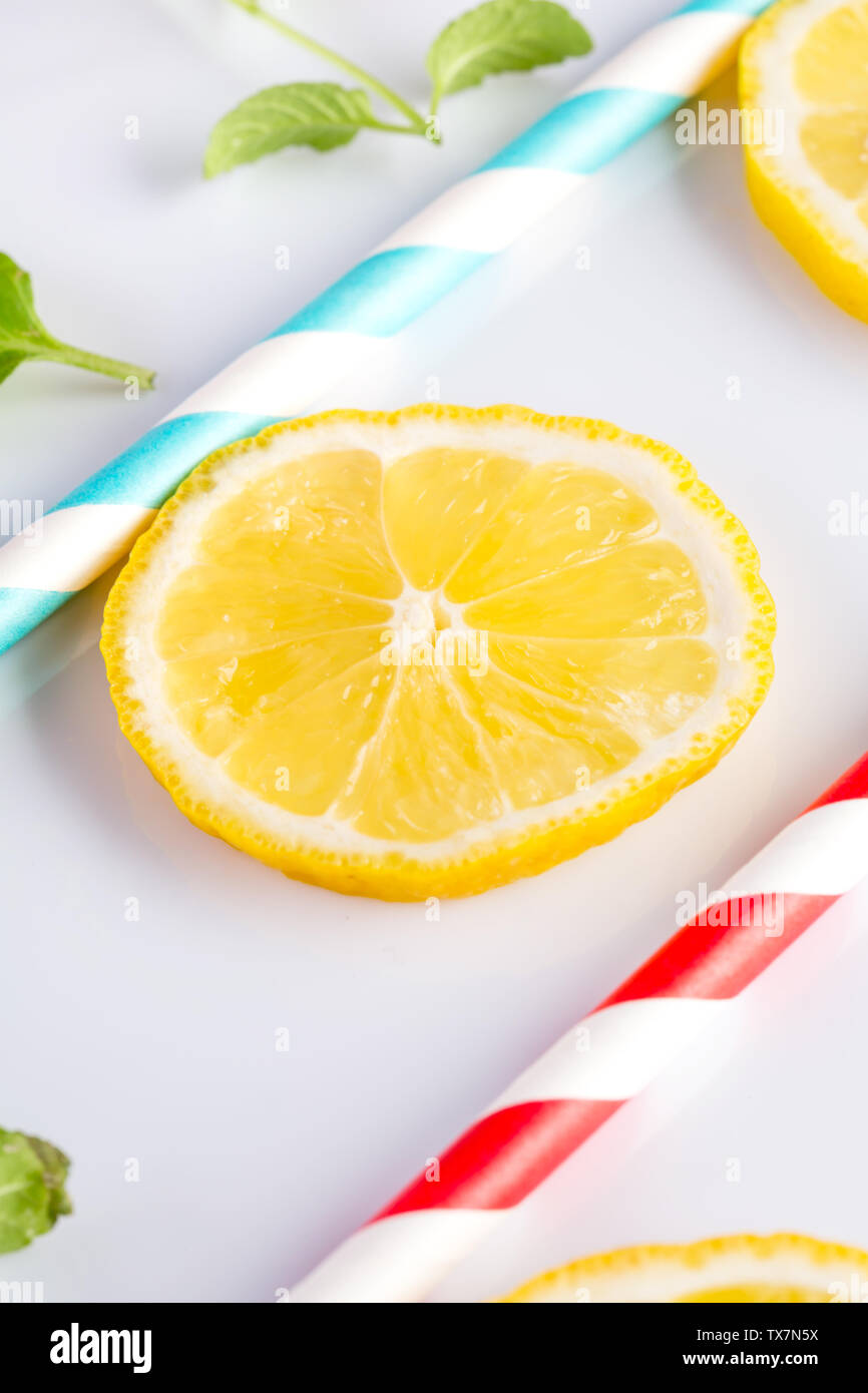 Fresh lemon, peppermint leaves Stock Photo - Alamy