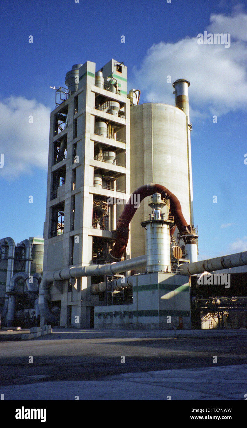 2 stage tower hi-res stock photography and images - Alamy