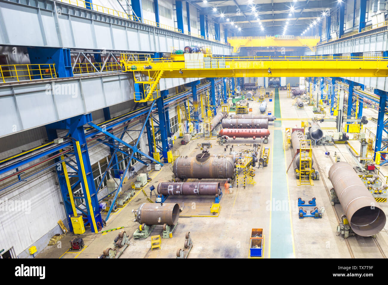 Steel pipe pipe conveyor belt storage warehouse hi-res stock ...