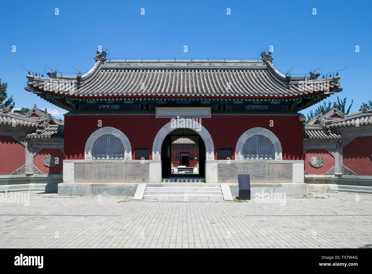 traditonal taoism temple facade in china Stock Photo - Alamy