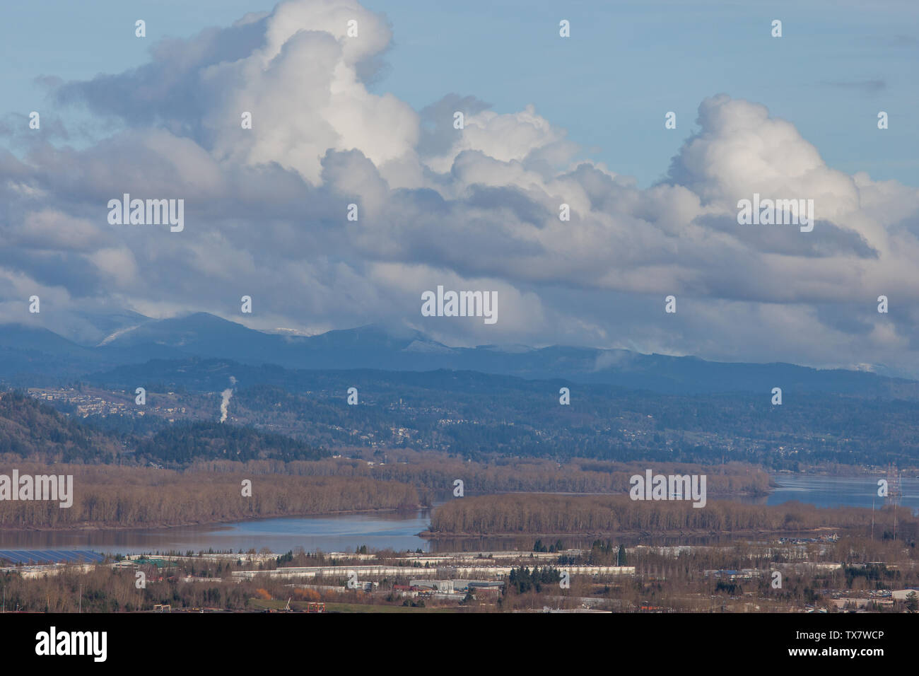 The landscape of Oregon and the Columbia River Stock Photo - Alamy