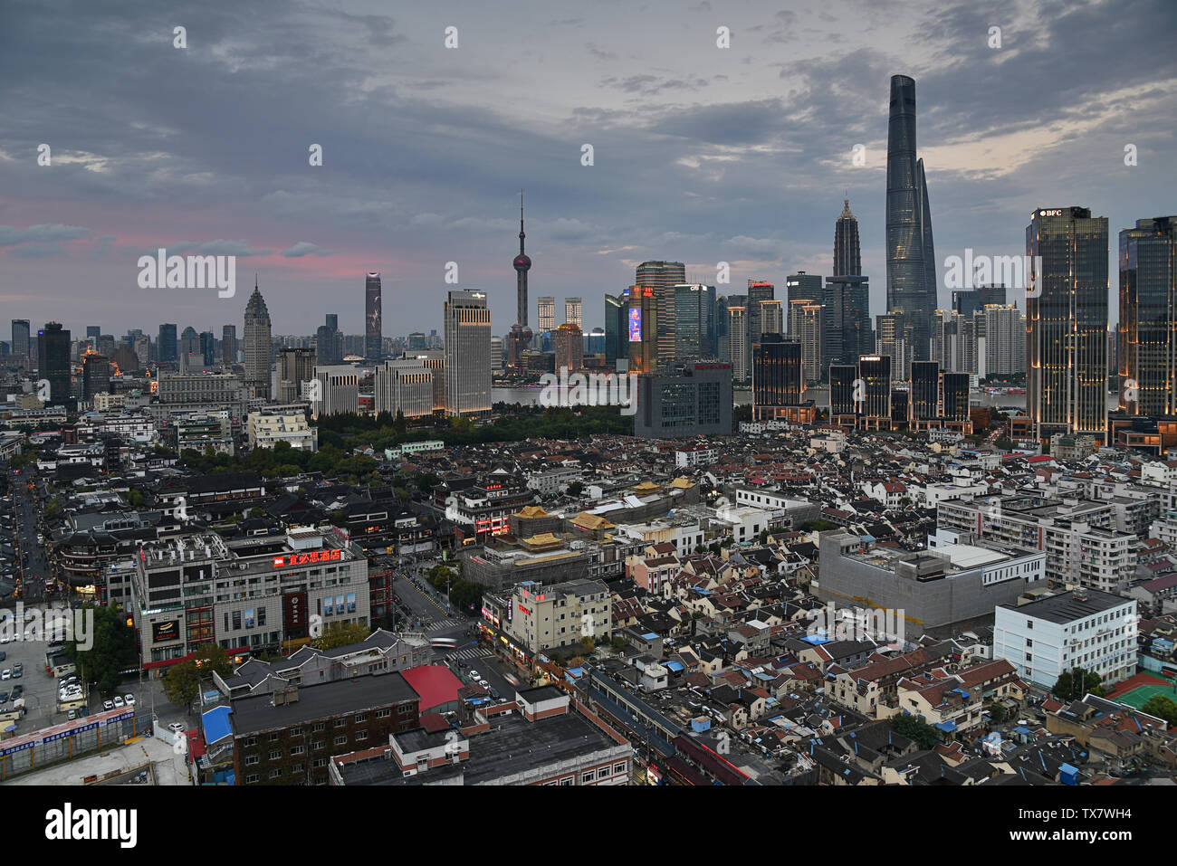 Shanghai Chenghuang Temple Old Chengxiang City Architecture Scenery ...