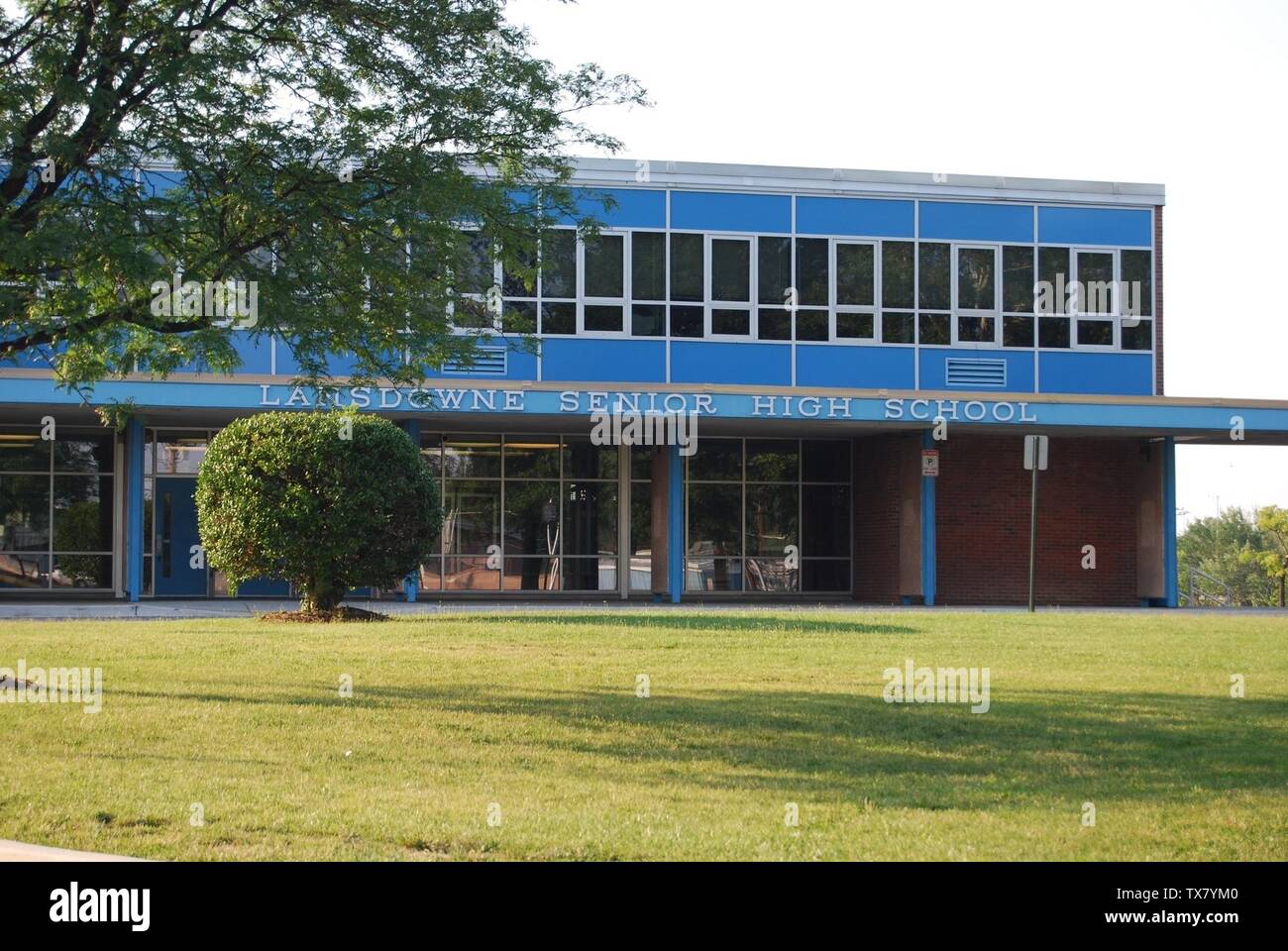 Lansdowne high school hi-res stock photography and images - Alamy