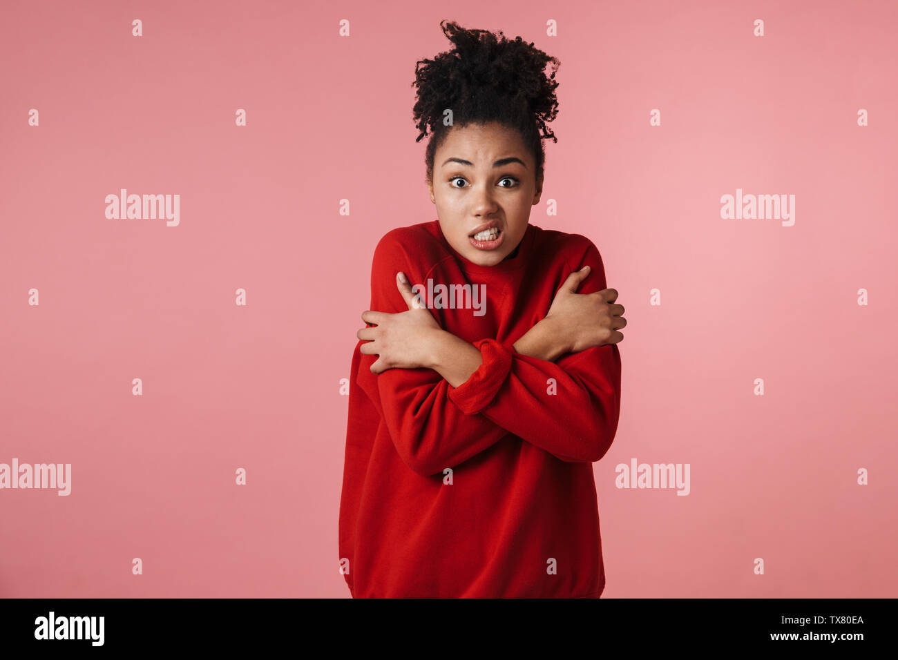 Image of a beautiful amazing frozen scared young african woman posing ...