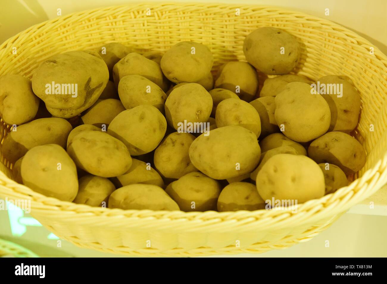 Selenium rich potato hi-res stock photography and images - Alamy