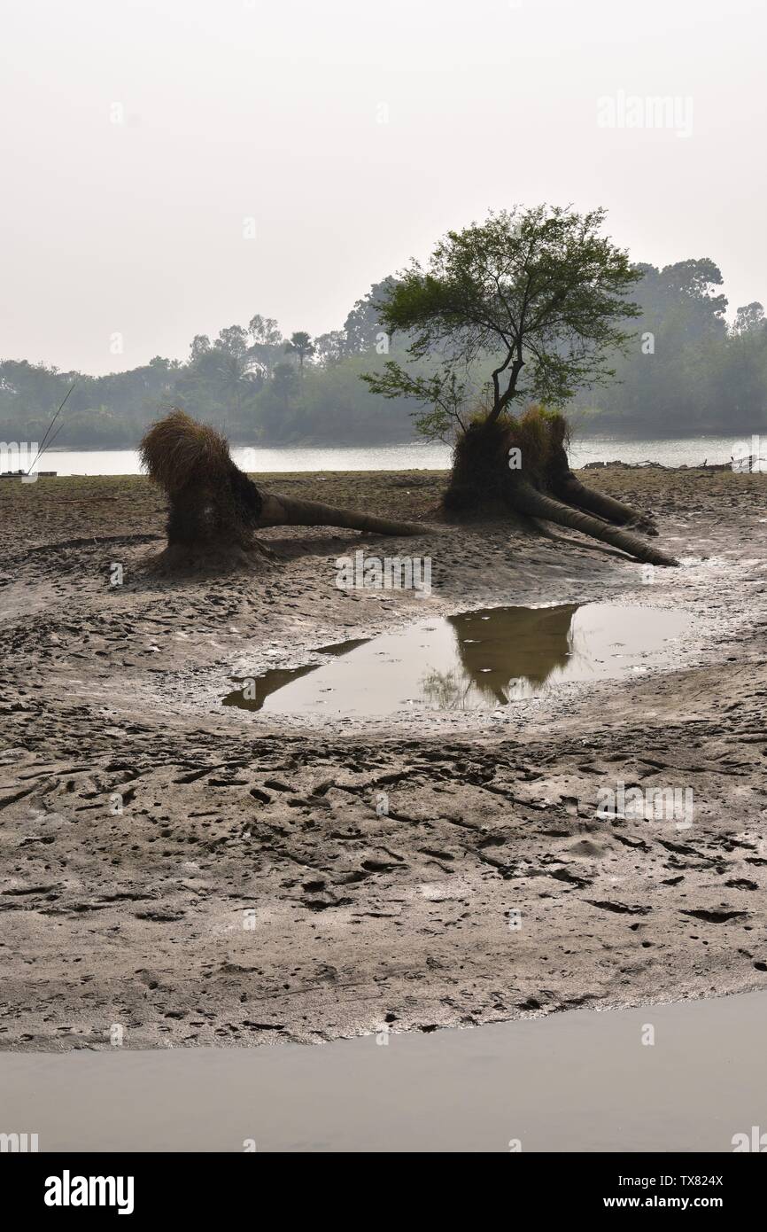 Damodar river hi-res stock photography and images - Alamy