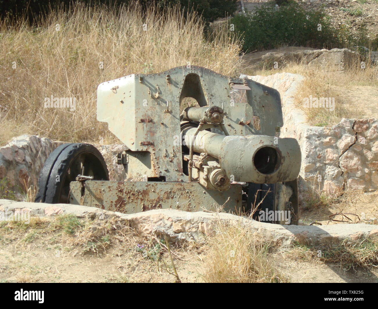 German 10 5 cm lefh 18 field howitzer hi-res stock photography and ...