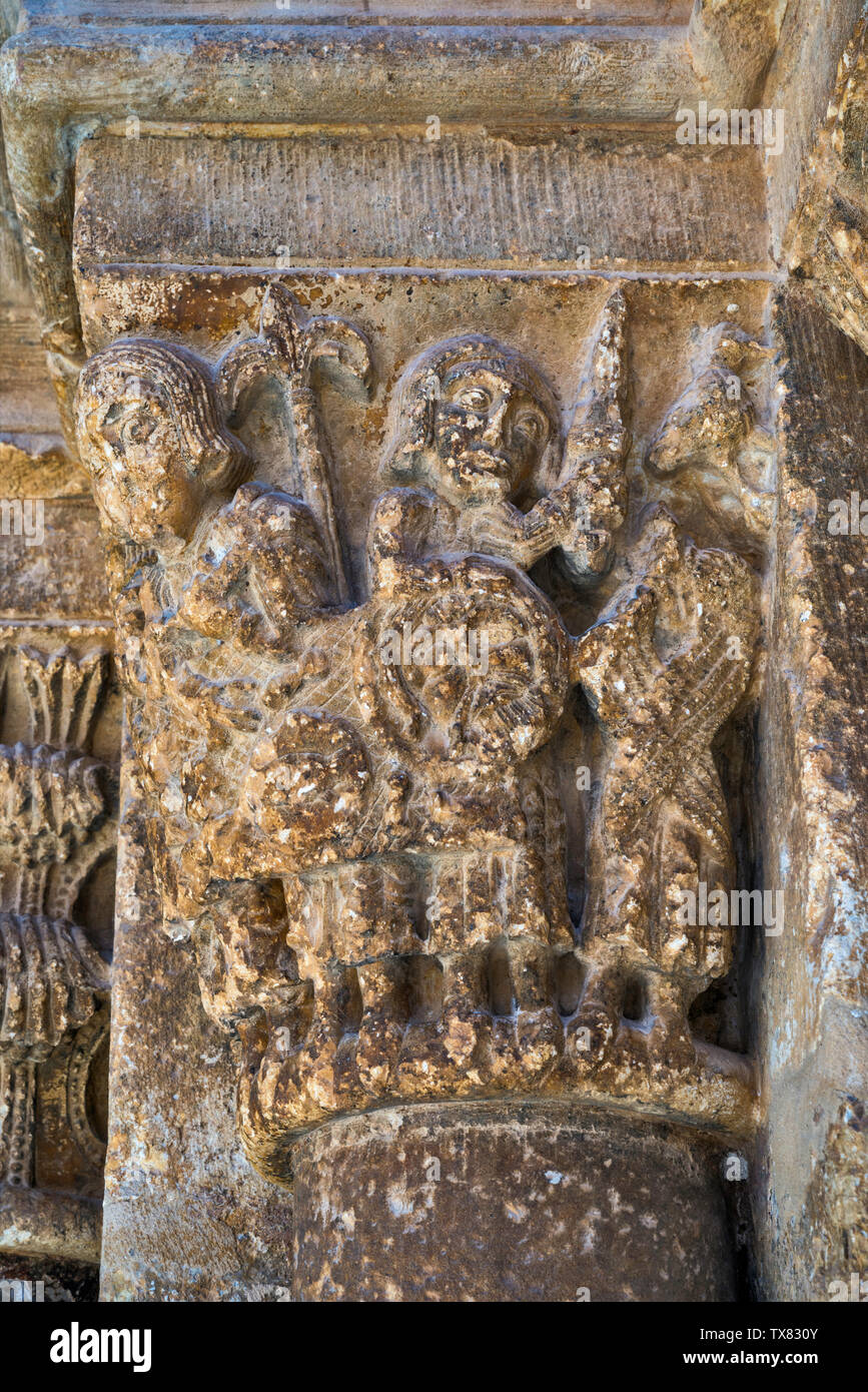 Medieval romanesque art artwork hi-res stock photography and images - Alamy