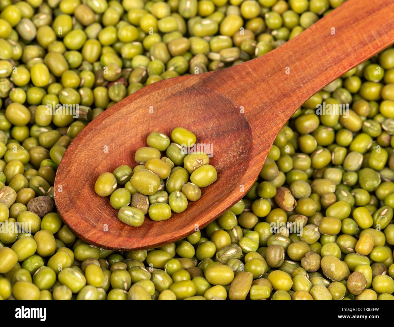 Mung pea hi-res stock photography and images - Alamy