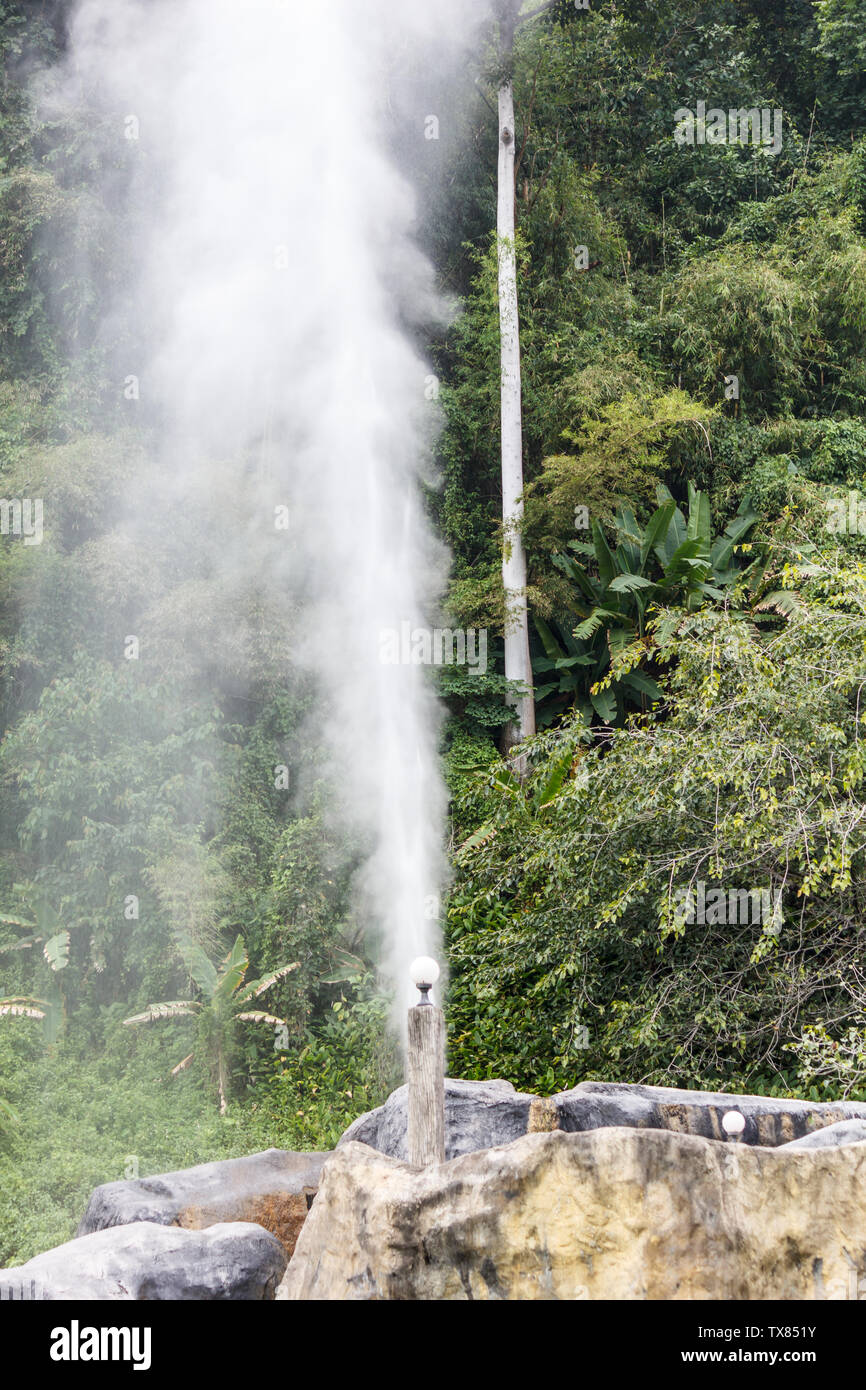 Mae fang national park hi-res stock photography and images - Alamy