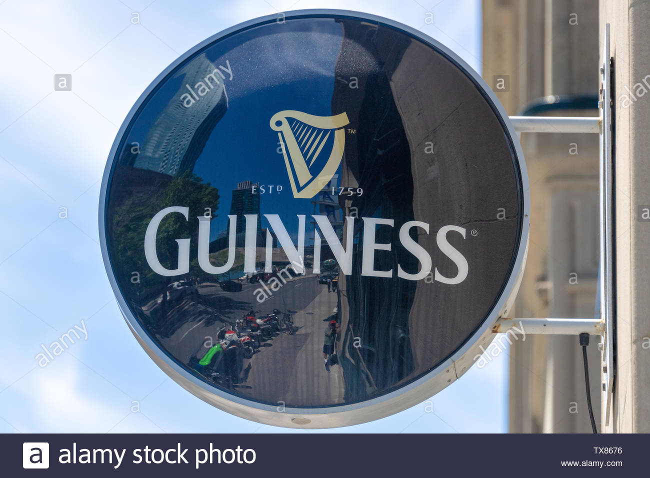 Guinness Logo High Resolution Stock Photography and Images - Alamy