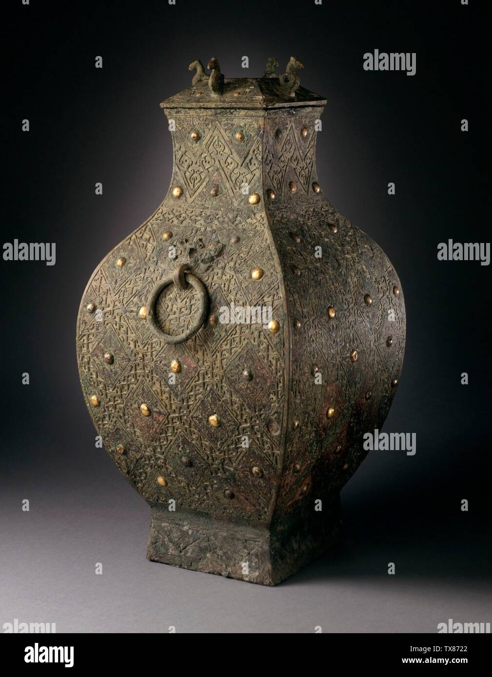 Middle eastern zhou dynasty hi-res stock photography and images - Alamy