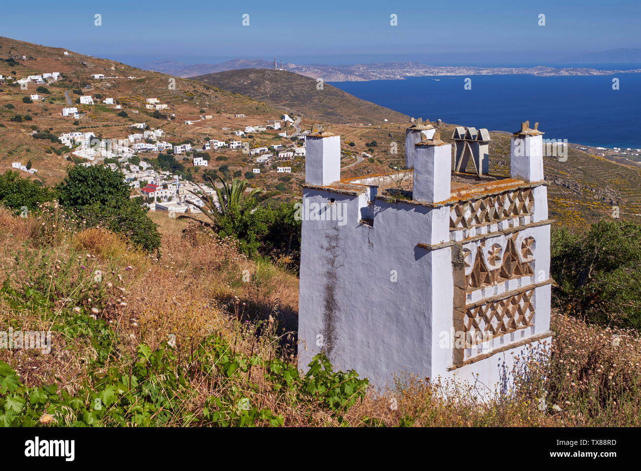 Pigeon house tinos hi-res stock photography and images - Alamy