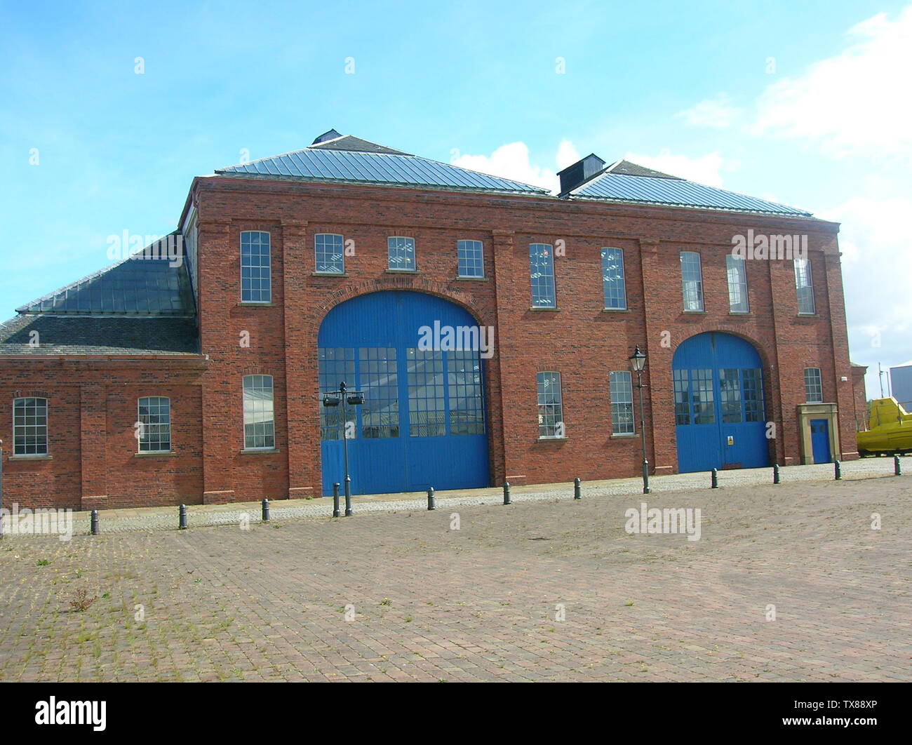 Linthouse building hi-res stock photography and images - Alamy