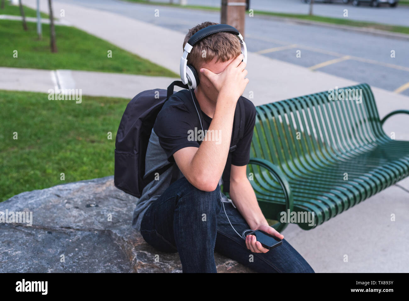 Embarrassed teenager hi-res stock photography and images - Alamy