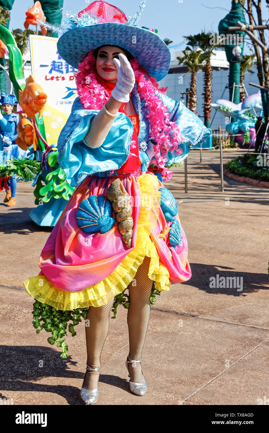 Shanghai Haichang Ocean Park float parade Stock Photo - Alamy
