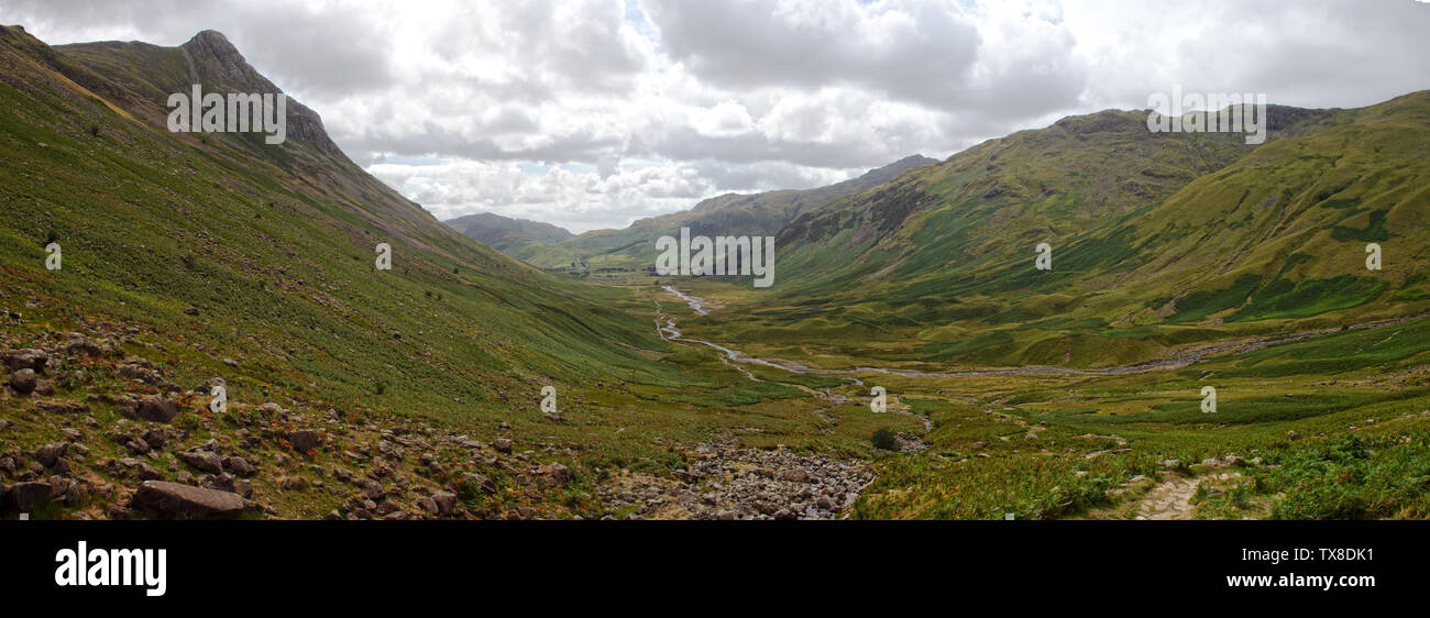 Climbing out of Mickleden towards Stake Pass Stock Photo - Alamy