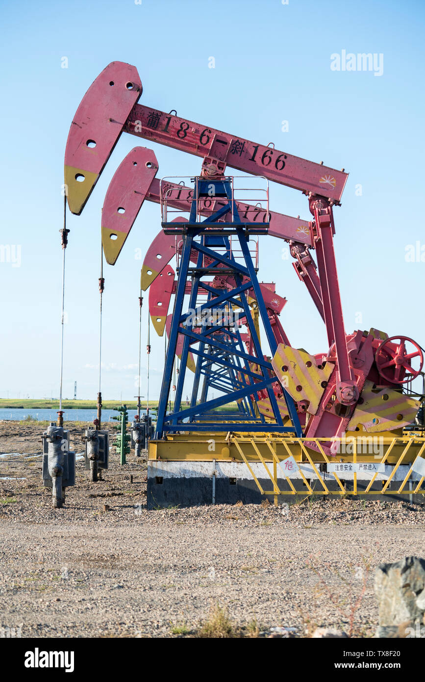 Scenery oilfield hi-res stock photography and images - Alamy
