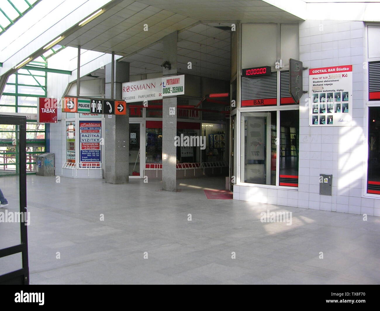 Metro v praze hi-res stock photography and images - Alamy