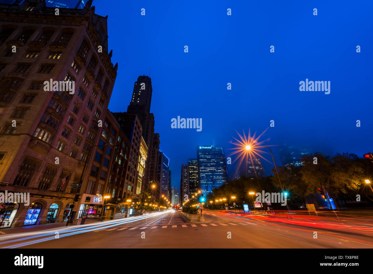 Traffic monroe street and michigan avenue hi-res stock photography and ...