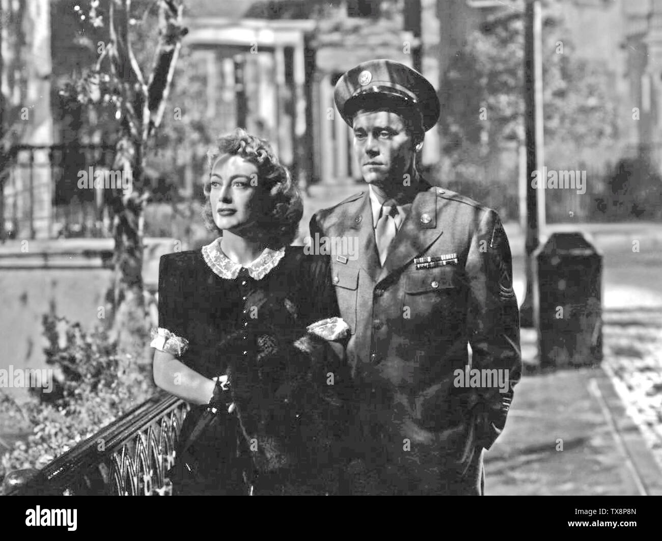 DAISY KENYON 1947 20th Century Fox film with Joan Crawford and Dana ...