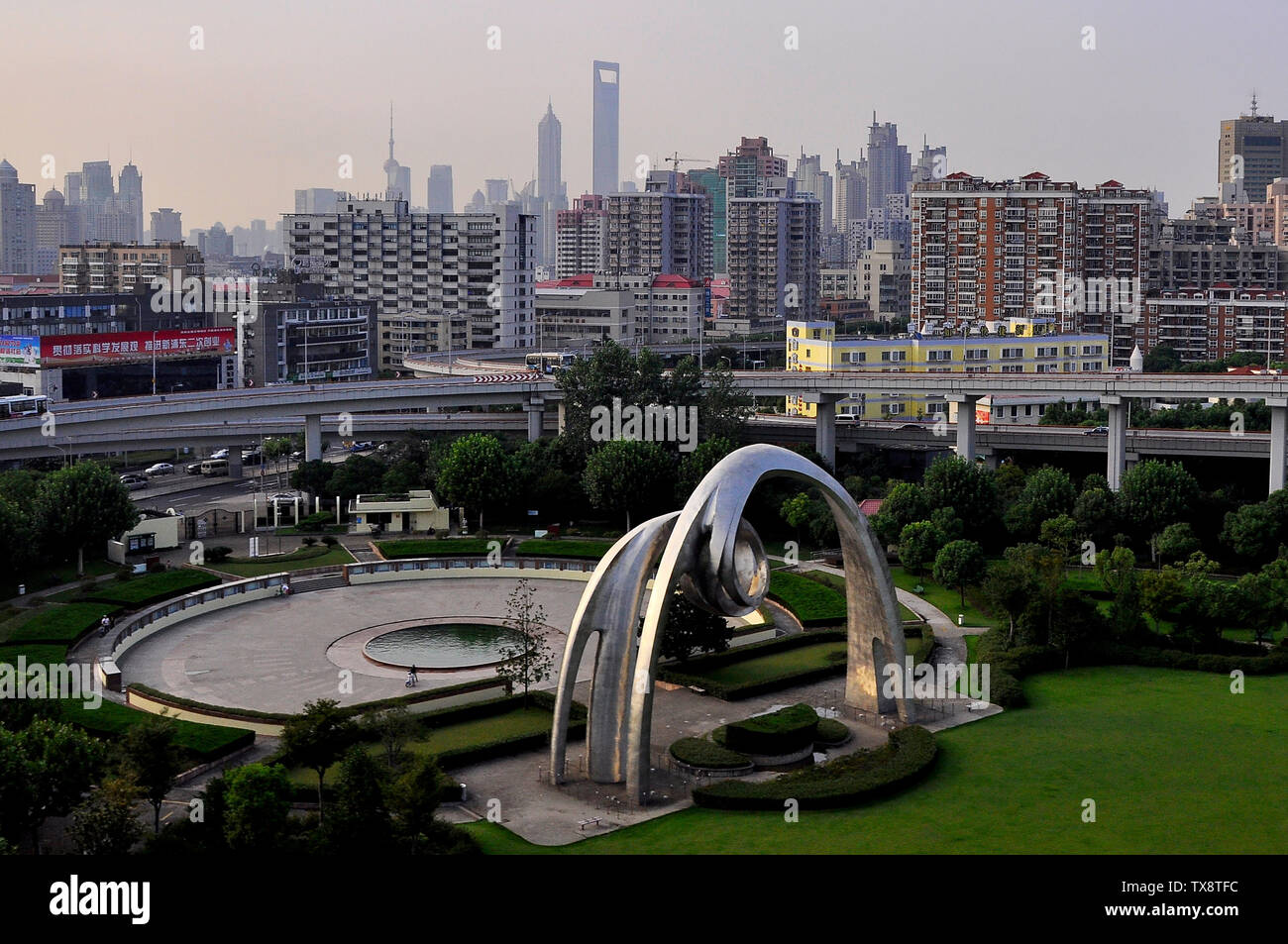 Shanghai development hi-res stock photography and images - Alamy