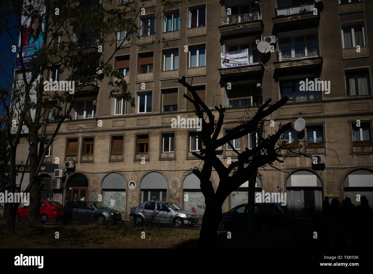 An everyday street scene in Bucharest, Romania Stock Photo - Alamy