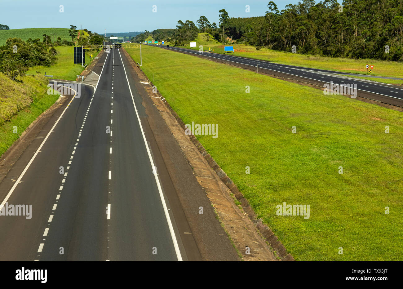 Auto Roads Straight. Highway Castelo Branco, Sao Paulo state, Brazil ...