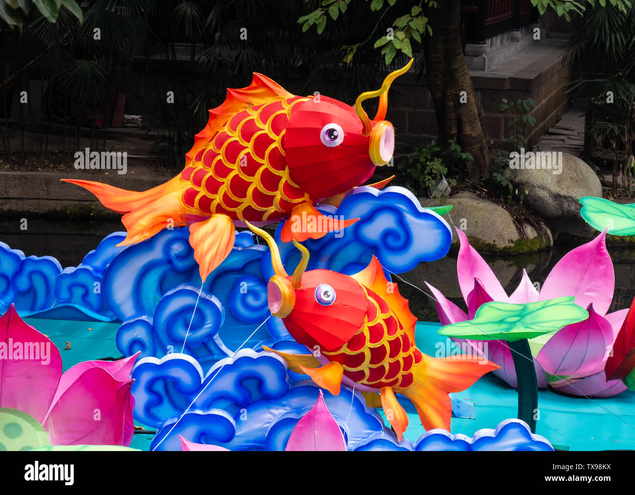 Chinese fish dragons hi-res stock photography and images - Alamy