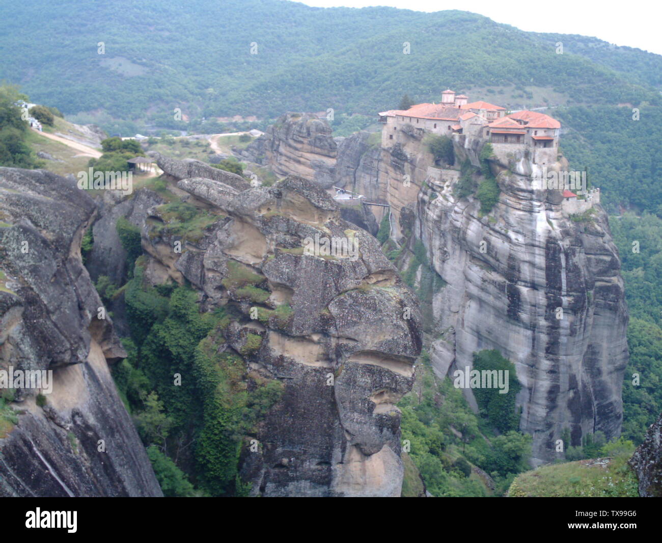 Monastero meteora hi-res stock photography and images - Alamy